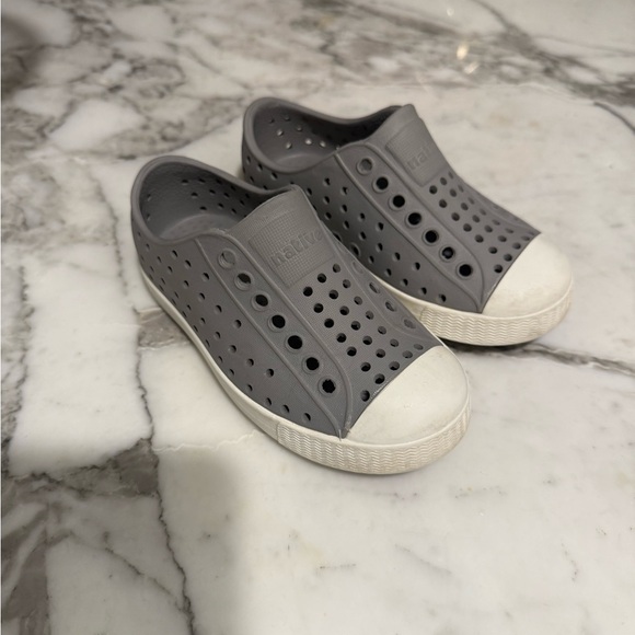 Native | Shoes | 3 Add On Native Kids Shoes Gray Jefferson Boy Girl ...